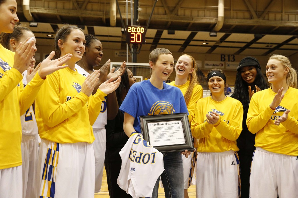 Addison Samuelson adopted by UNK basketball team – UNK NEWS