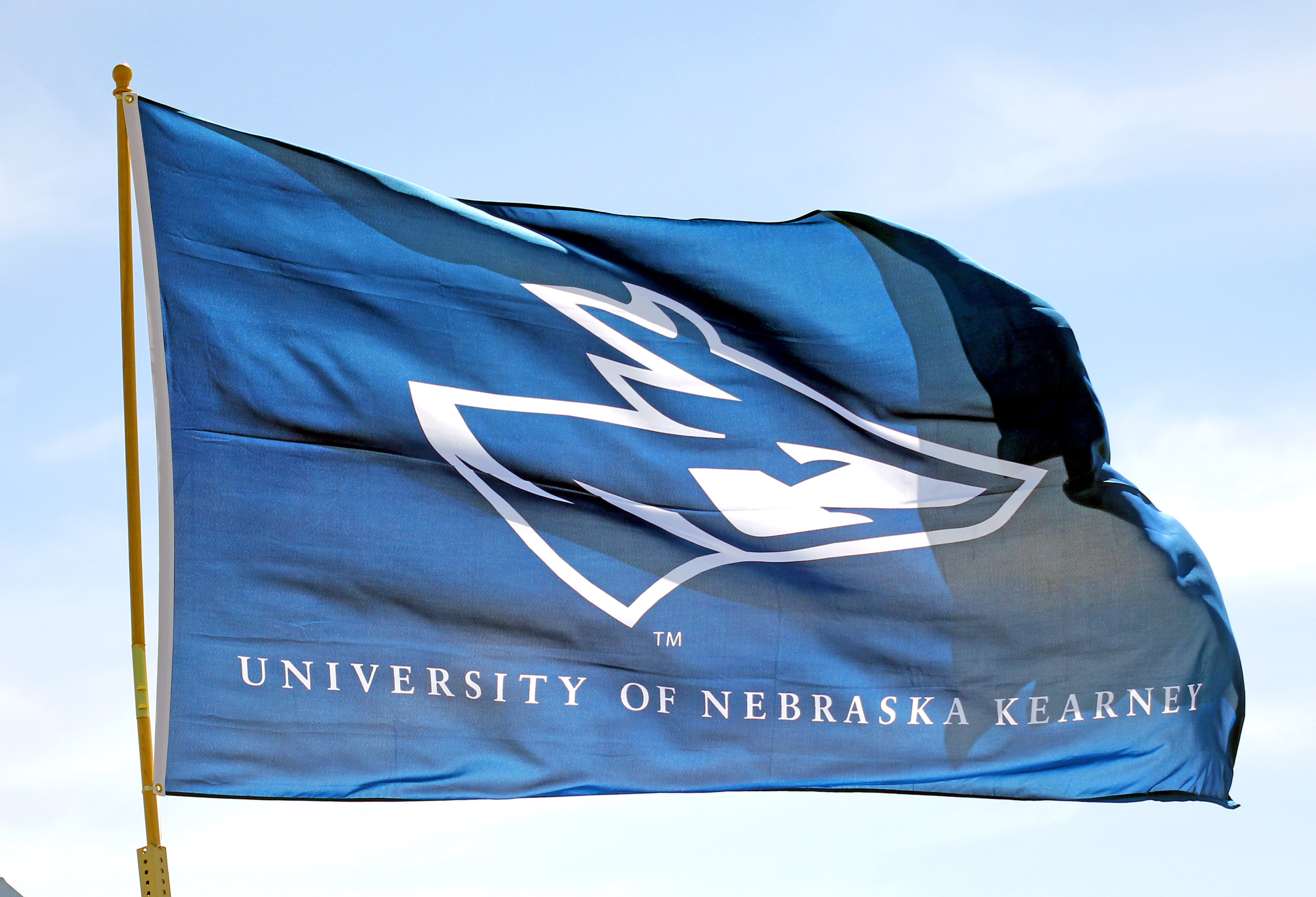 Safety Center erects new UNK flag – UNK News