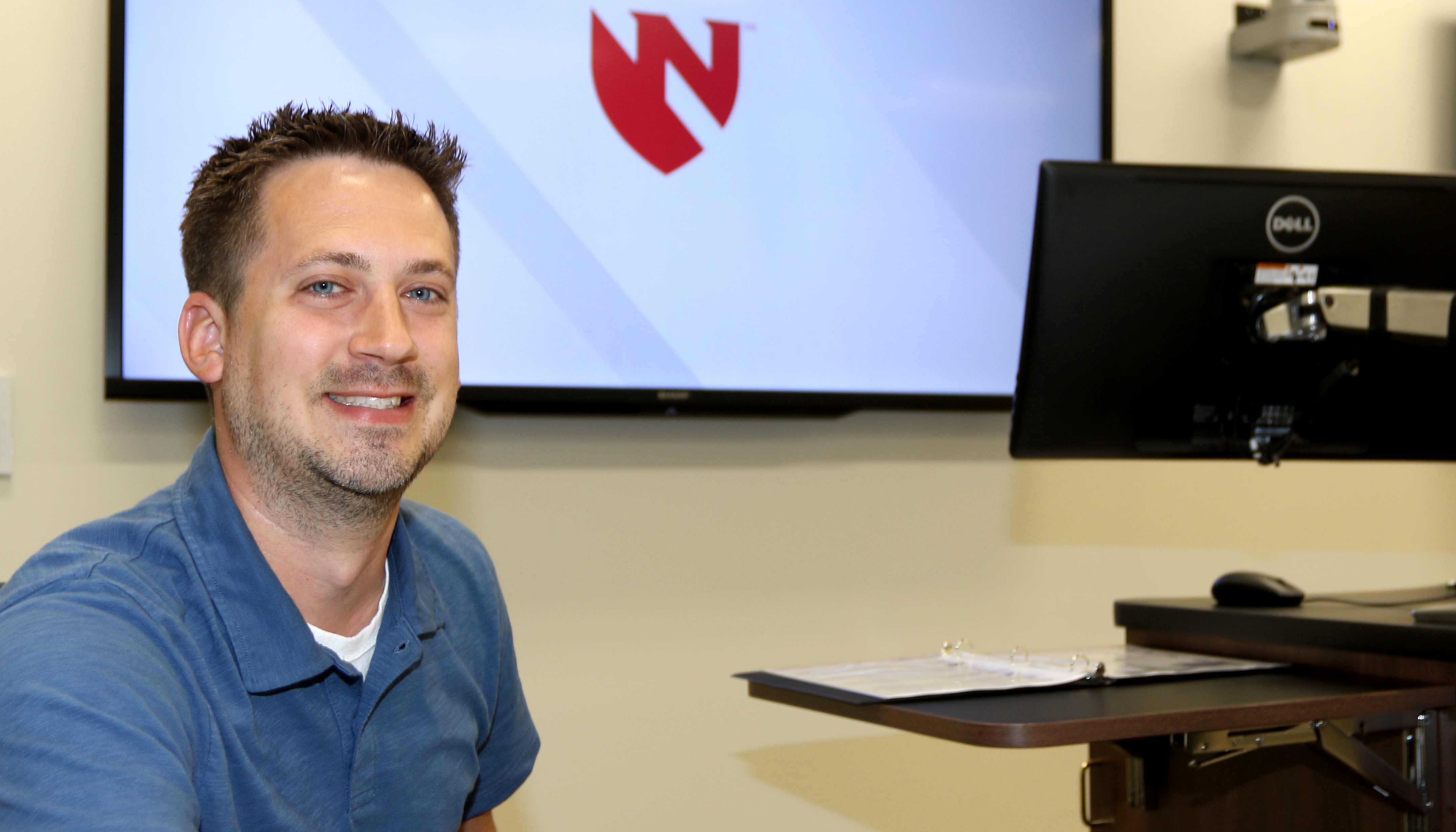Staff Senate: Tim Bartling receives Employee Achievement Award for June ...