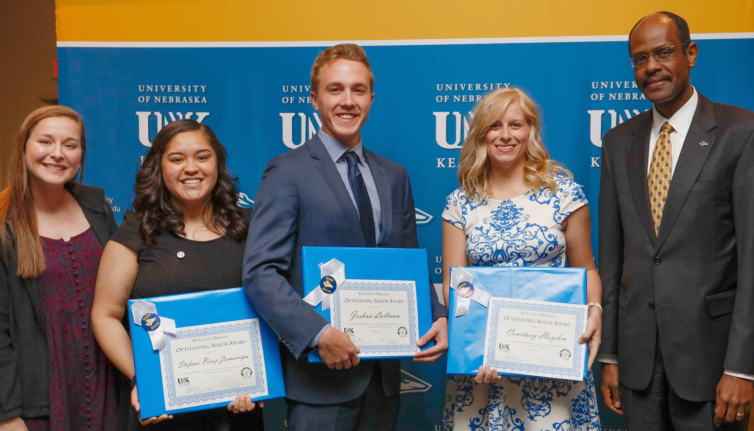UNK Alumni Association recognizes five Outstanding Seniors – UNK NEWS