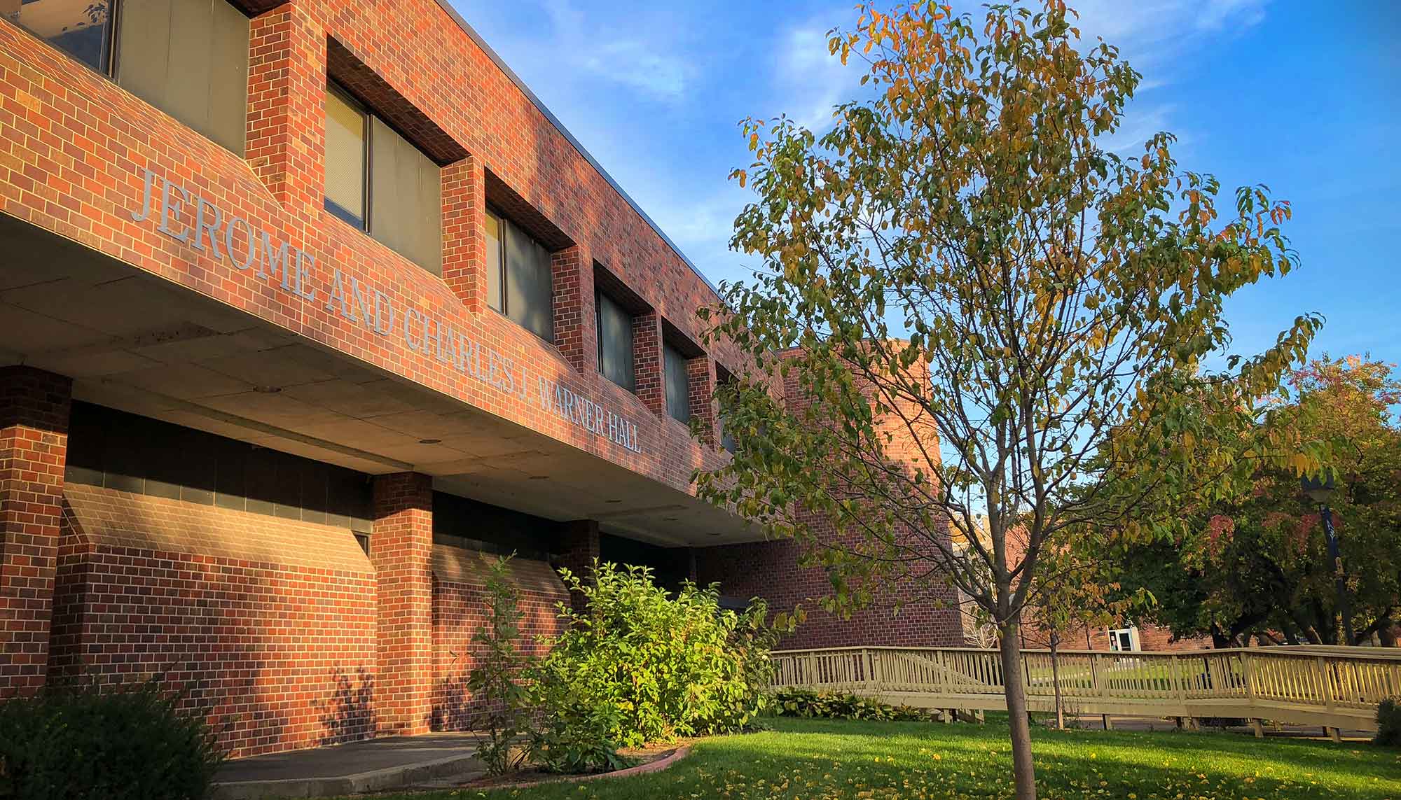 UNK to unveil Warner Hall at Thursday afternoon ceremony – UNK NEWS