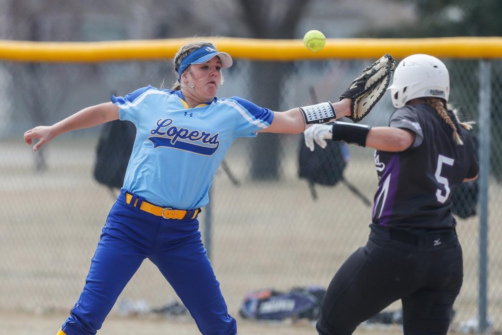 PHOTO GALLERY: Loper softball vs Southwest Baptist – UNK News