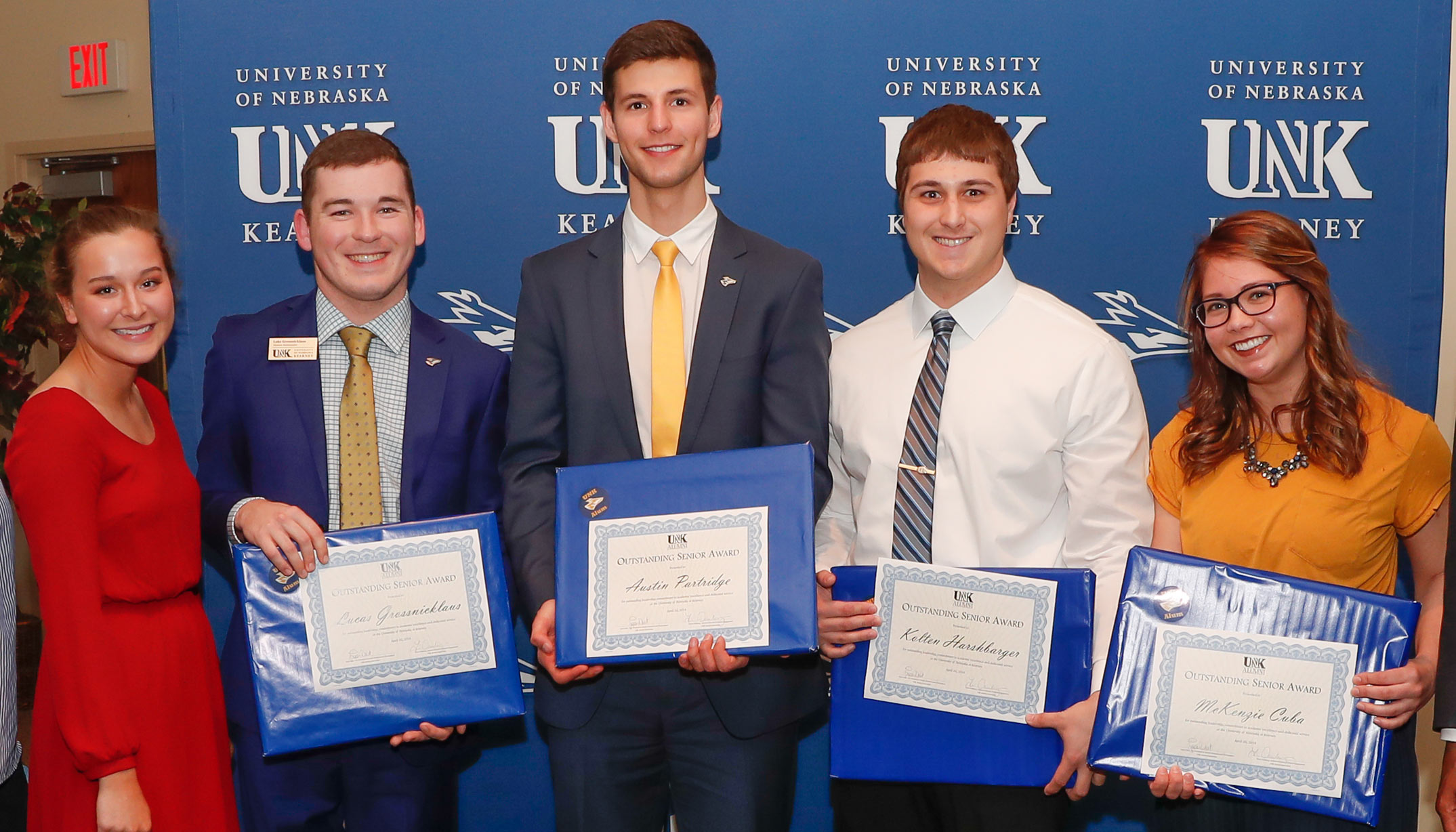 UNK Alumni Association recognizes five Outstanding Seniors – UNK NEWS