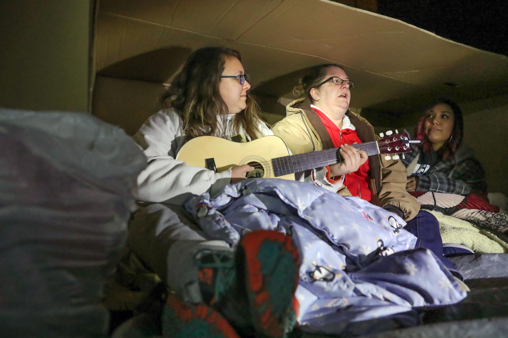 UNK students spend cold night in cardboard boxes, shine light on ...