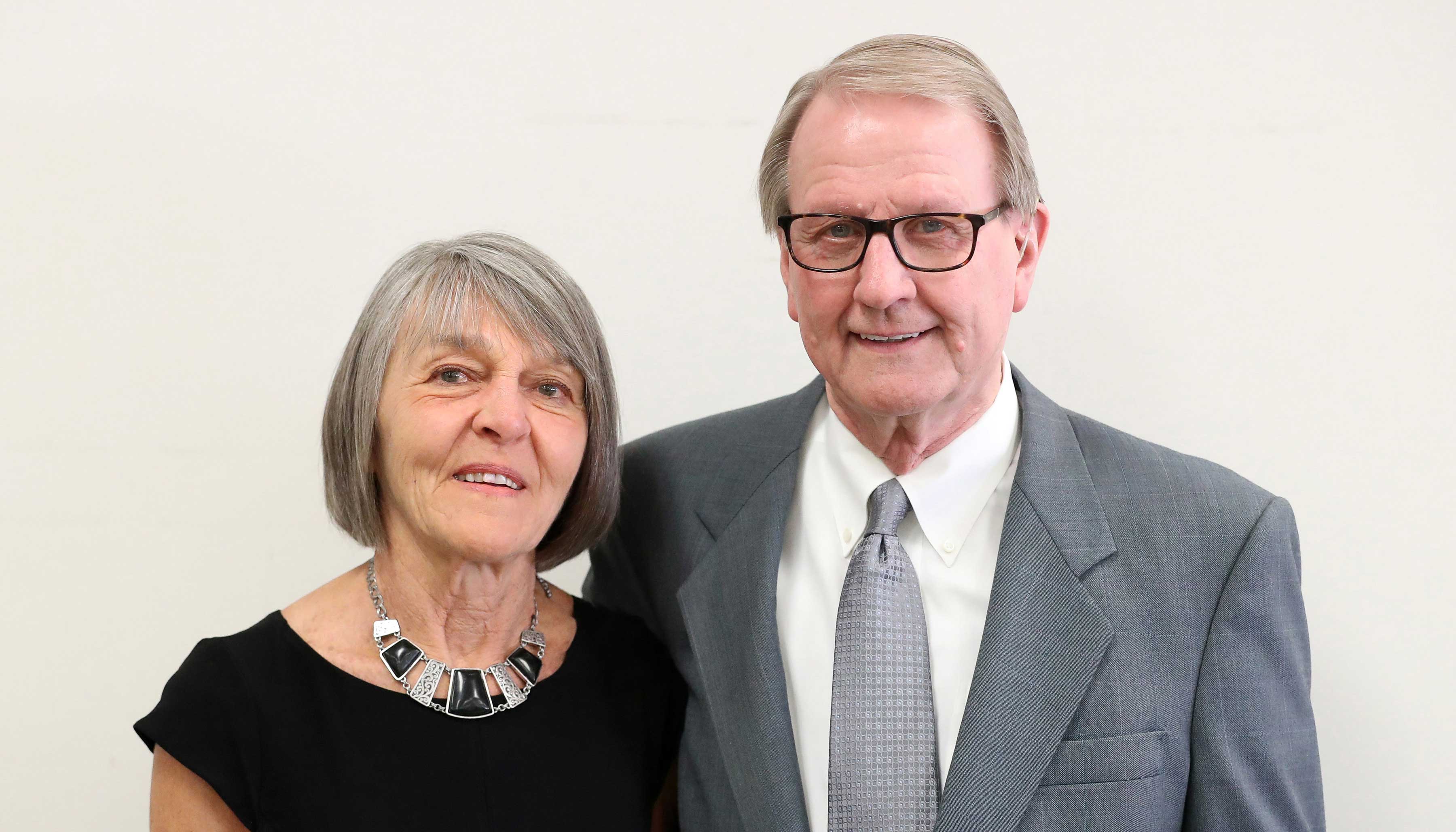 Dulitzes honored for support of UNK, Kearney community – UNK NEWS
