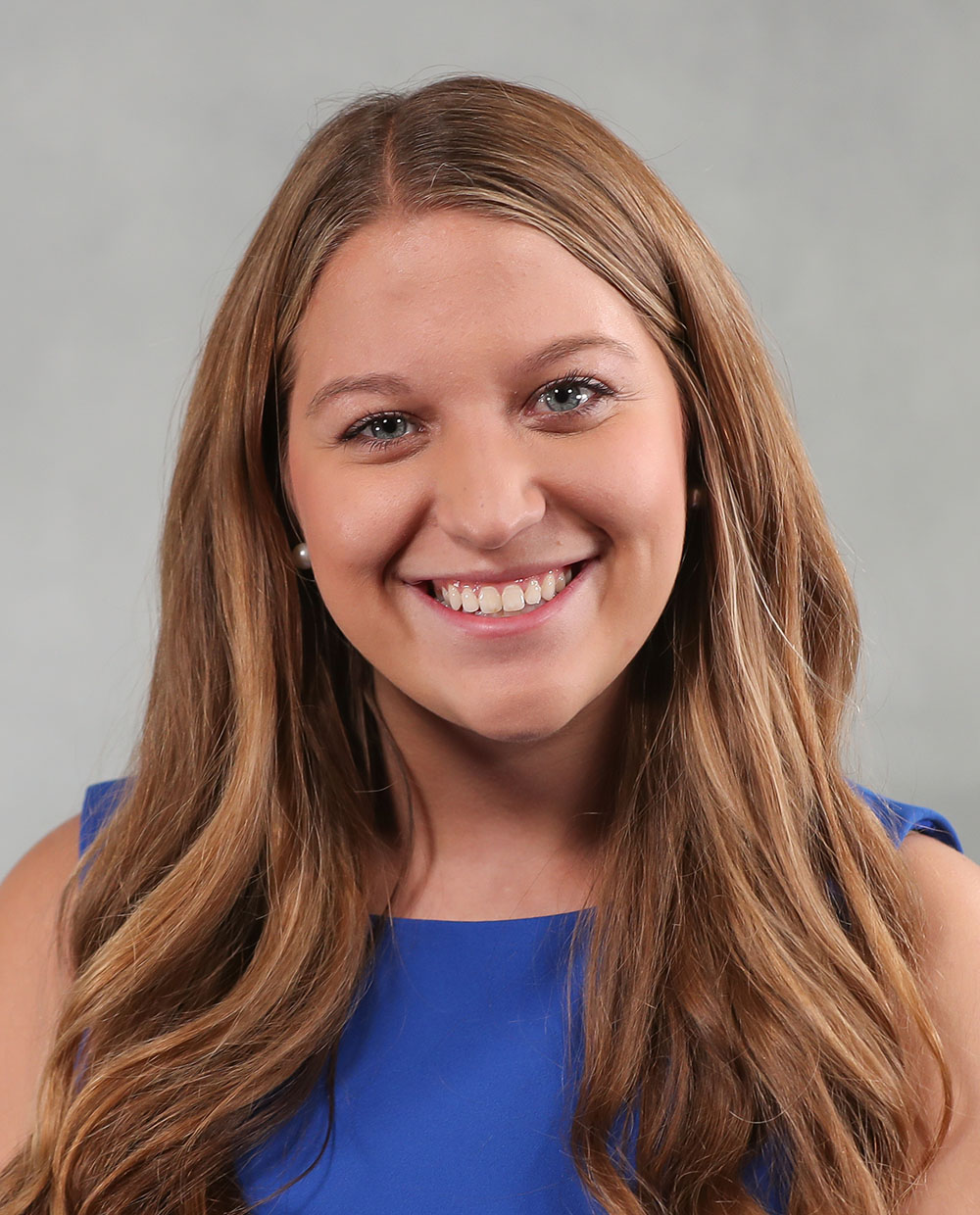 UNK Alumni Association selects five Outstanding Seniors – UNK NEWS
