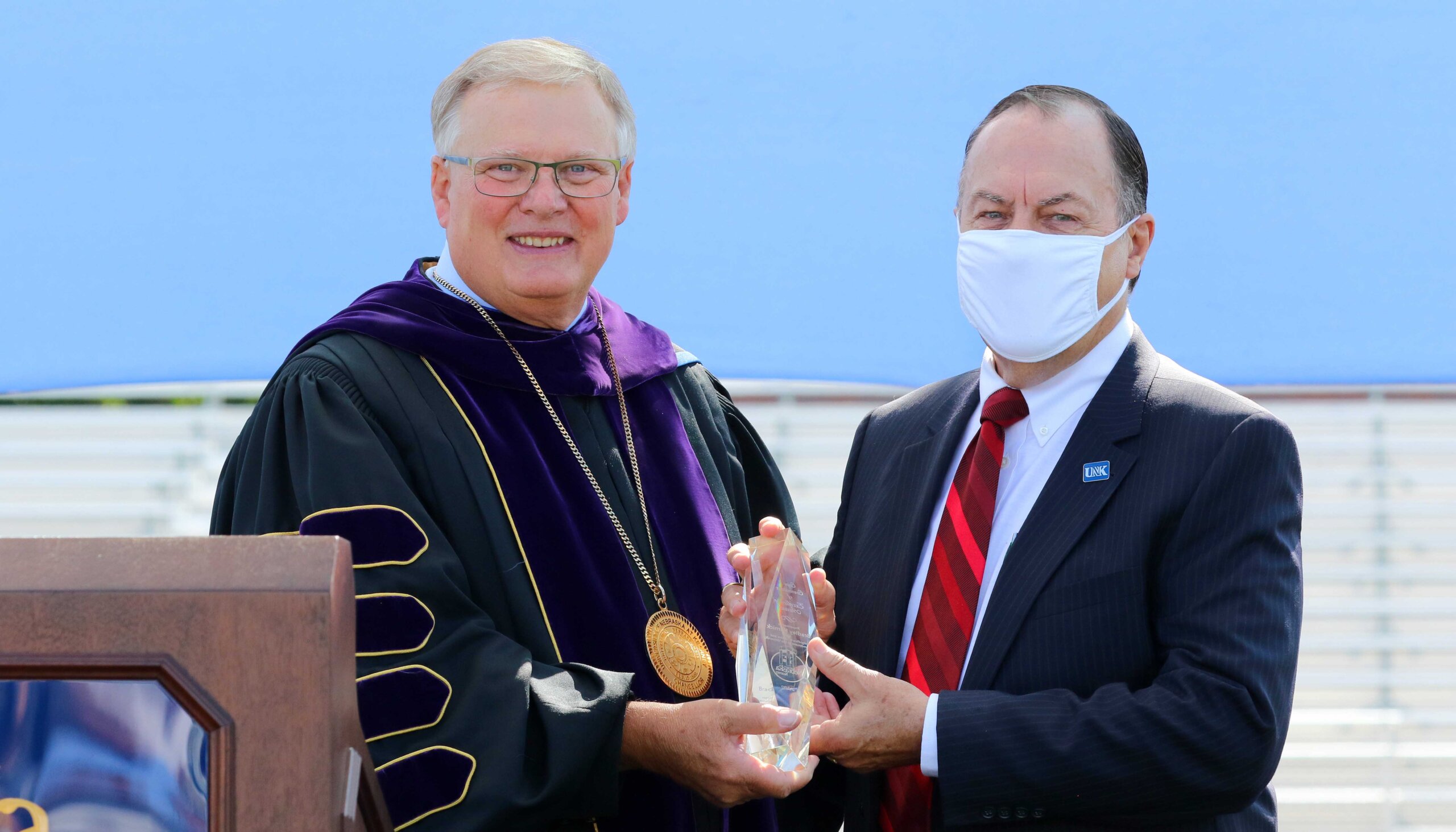 Brad Kernick receives UNK’s Cope Cornerstone of Excellence Award – UNK NEWS