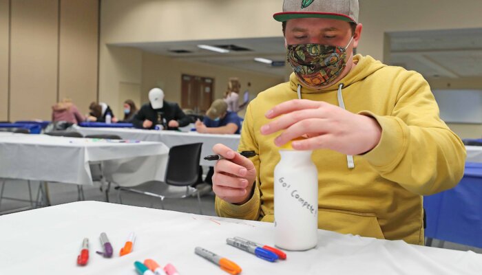 PHOTO GALLERY: Greek Week activities – UNK News