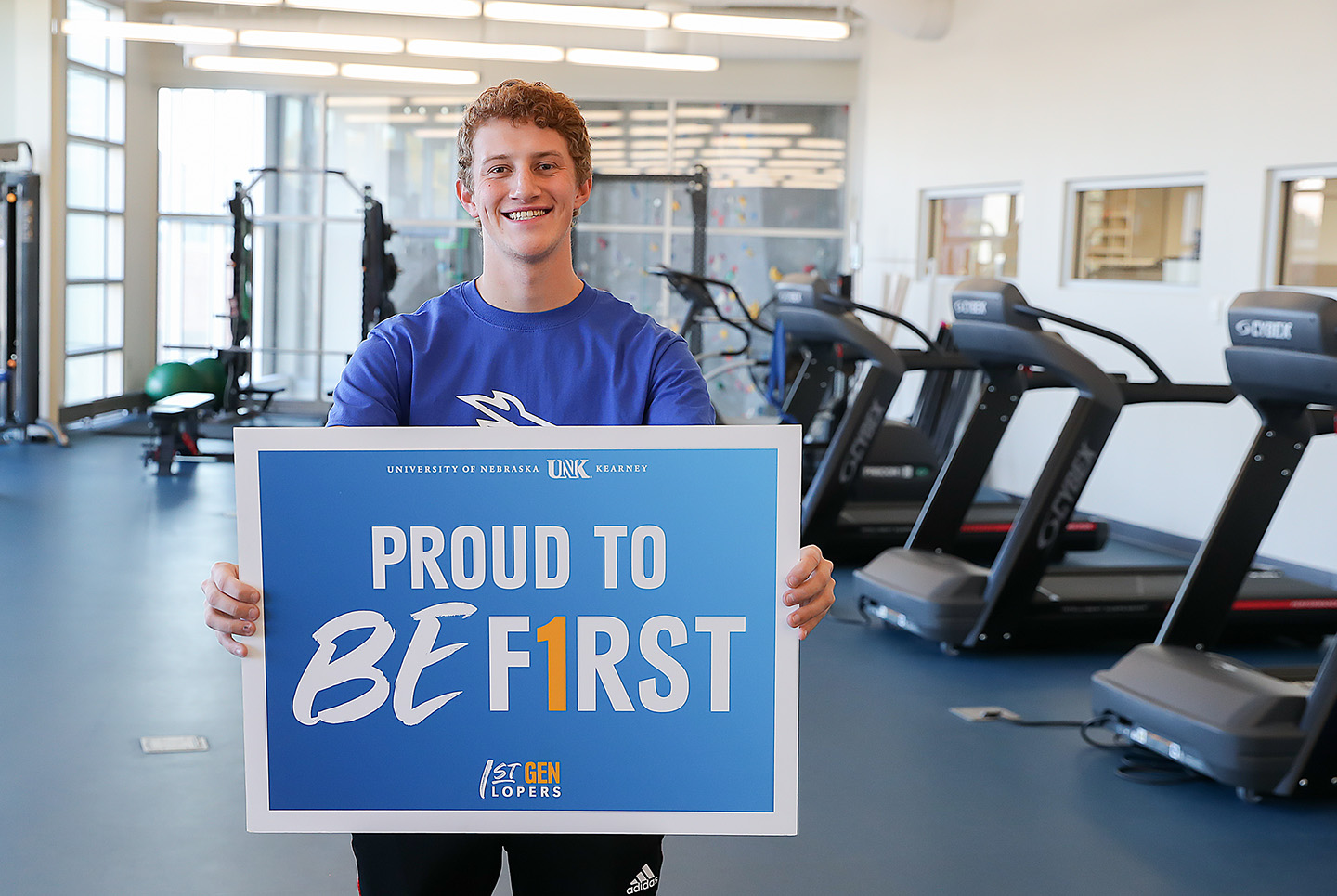 Colton Roberts aims to inspire first-gen students, show them anything ...