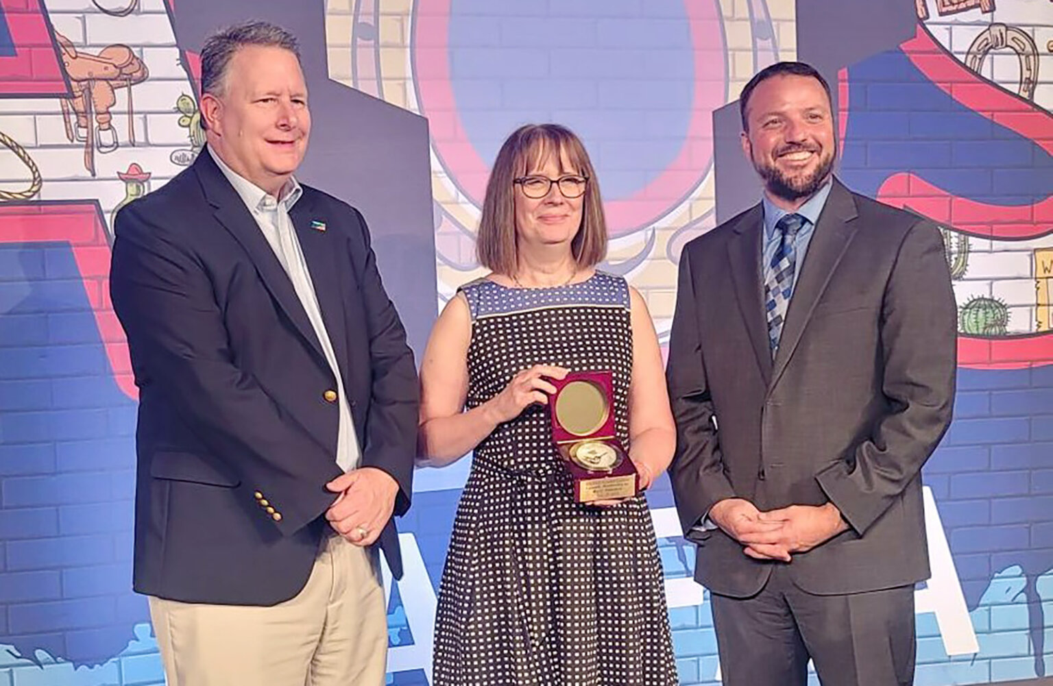 Mary Sommers receives Lifetime Achievement Award for financial aid ...