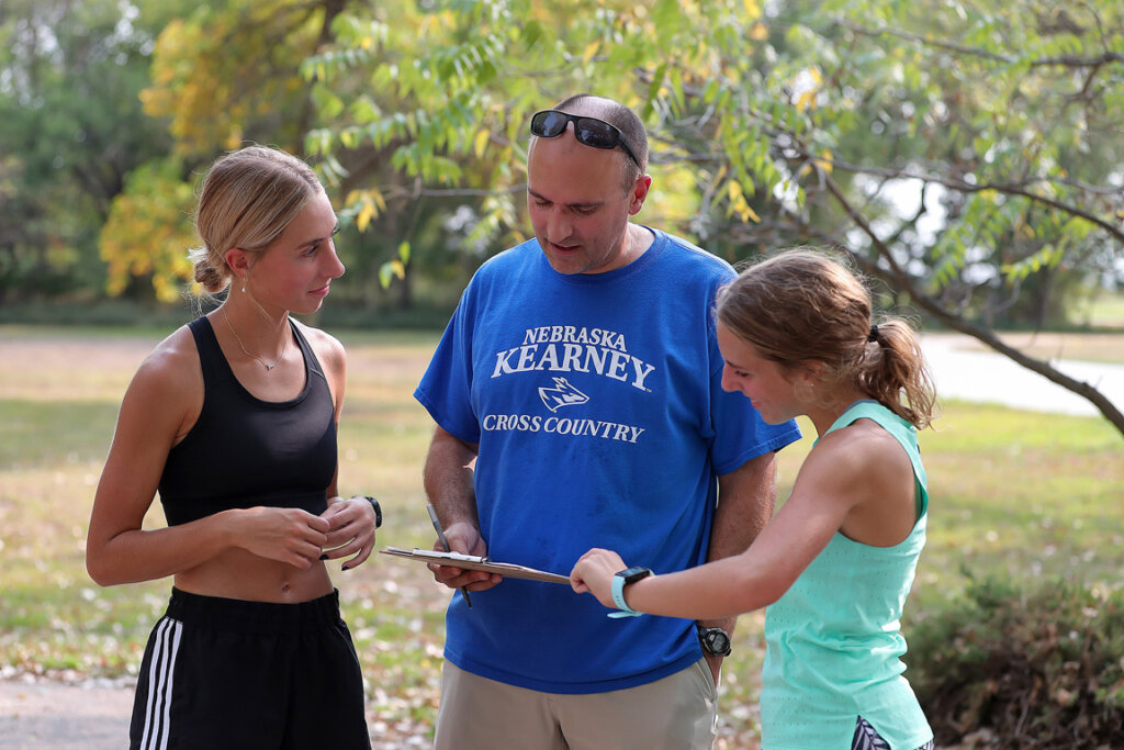 UNK track, cross country bring Bonsall family closer together – UNK NEWS