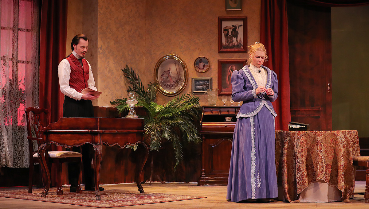 UNK Theatre opening season with ‘Gaslight’ – UNK NEWS