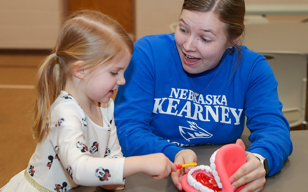 ‘It’s fun to see the kids smile’: UNK students use puppet, other props ...