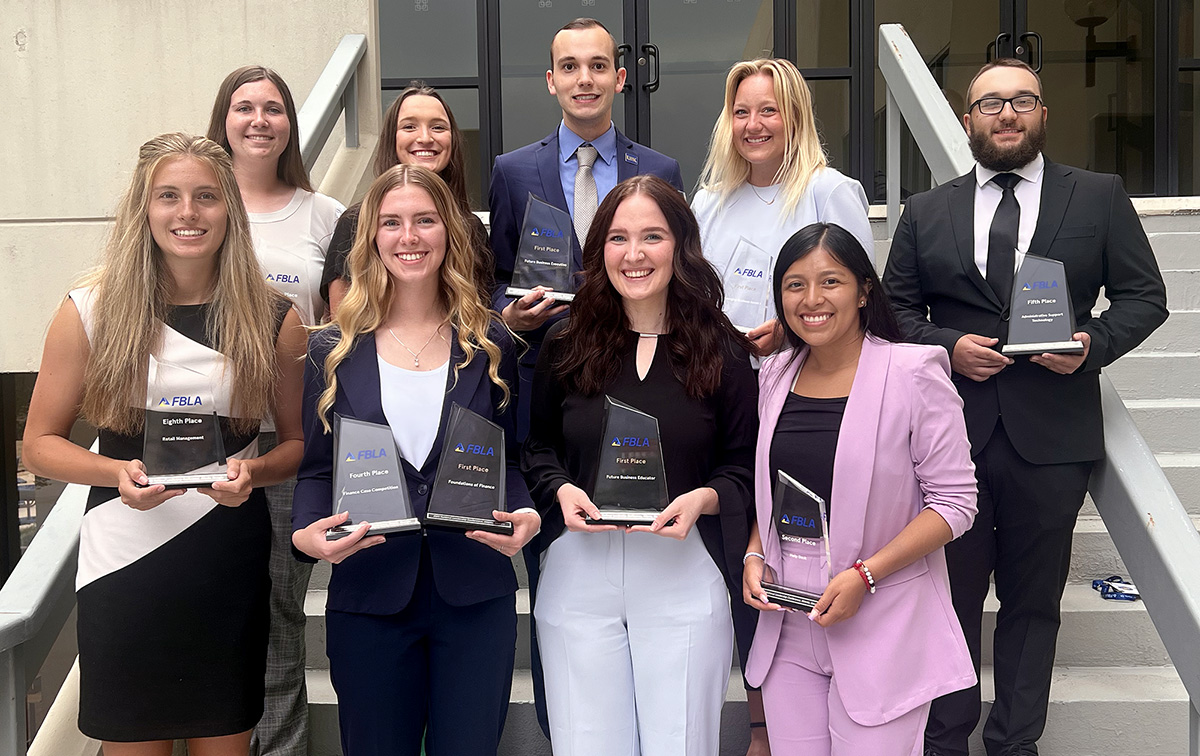 UNK students earn 10 awards at FBLA national conference – UNK NEWS