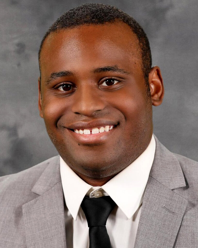 Kevin Lofton resigns as UNK head men’s basketball coach – UNK NEWS