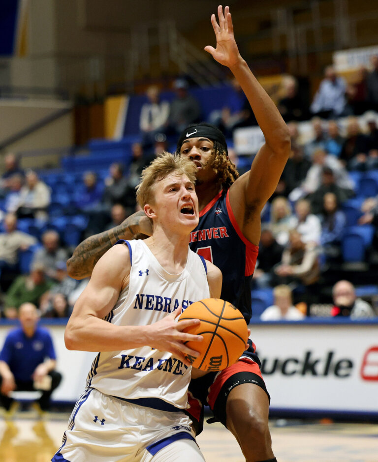 Moore siblings bring competitive nature, ‘ranch toughness’ to UNK ...